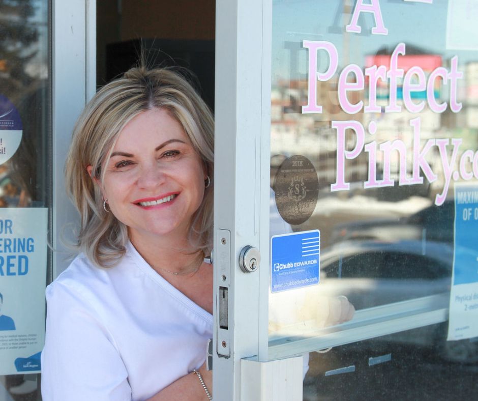 A Perfect Pinky Nail Salon and Spa | Yonge & Wellington, Aurora